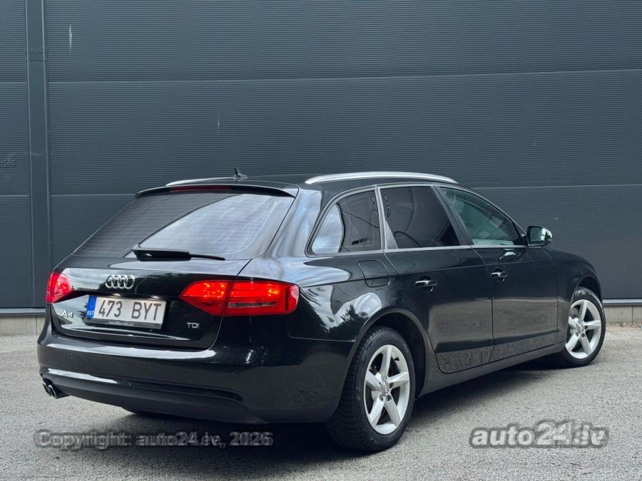 Melns Audi A4 2014 Tallina, ar dzinēja tilpumu 2.00 L un nobraukumu 314 tūkst. km par 5399 €, foto 5 vietnē AUTOMOTO.COM.LV