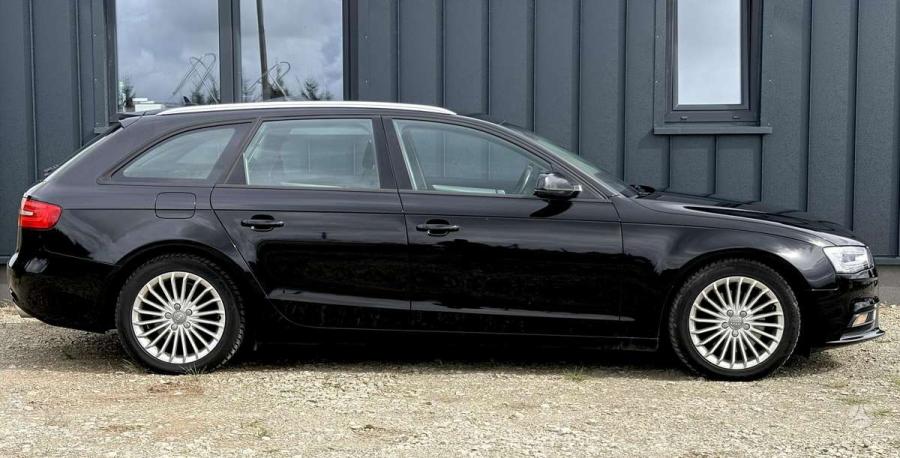 Black Audi A4 2014 in Klaipeda, with an engine capacity of 2.97 L and mileage of 266 thousand km for 7900 €, photo 7 on AUTOMOTO.COM.LV