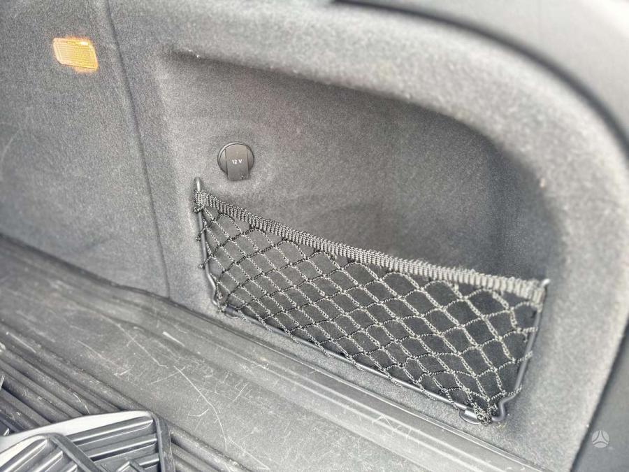 Black Audi A4 2014 in Klaipeda, with an engine capacity of 2.97 L and mileage of 266 thousand km for 7900 €, photo 15 on AUTOMOTO.COM.LV