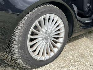 Black Audi A4 2014 in Klaipeda, with an engine capacity of 2.97 L and mileage of 266 thousand km for 7900 €, photo 16 on AUTOMOTO.COM.LV