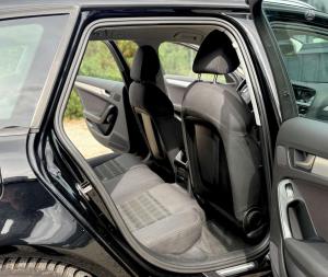Black Audi A4 2014 in Klaipeda, with an engine capacity of 2.97 L and mileage of 266 thousand km for 7900 €, photo 18 on AUTOMOTO.COM.LV