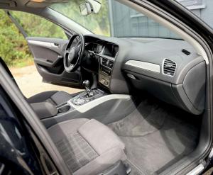Black Audi A4 2014 in Klaipeda, with an engine capacity of 2.97 L and mileage of 266 thousand km for 7900 €, photo 19 on AUTOMOTO.COM.LV