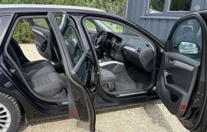 Black Audi A4 2014 in Klaipeda, with an engine capacity of 2.97 L and mileage of 266 thousand km for 7900 €, photo 19 on AUTOMOTO.COM.LV