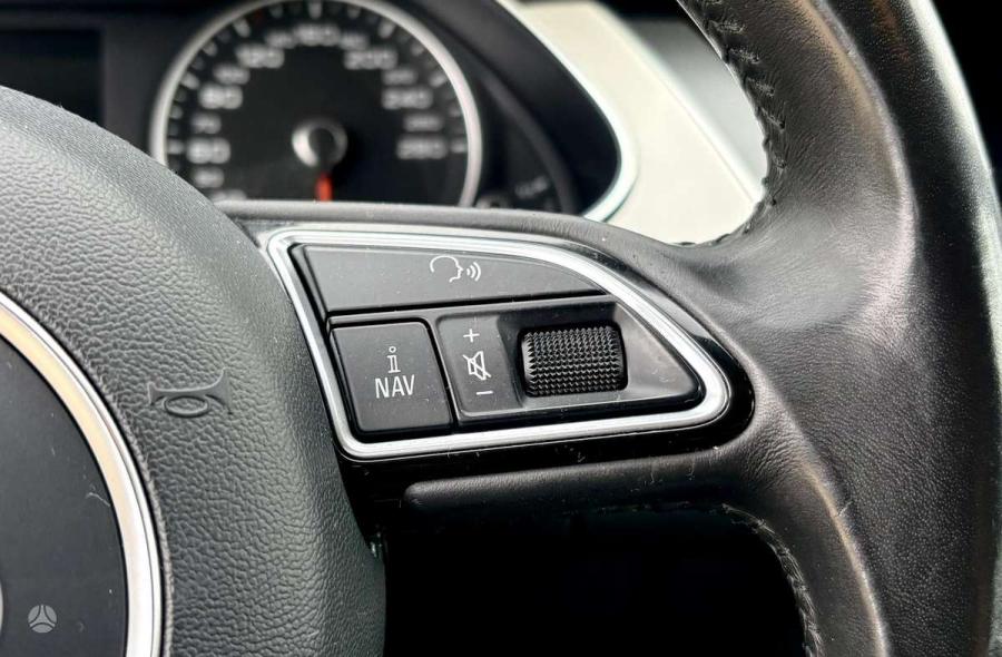 Black Audi A4 2014 in Klaipeda, with an engine capacity of 2.97 L and mileage of 266 thousand km for 7900 €, photo 32 on AUTOMOTO.COM.LV