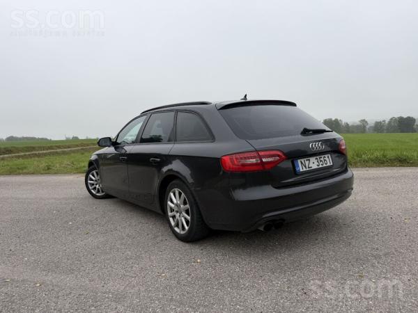 Ауди А4 2014 в Рига на AUTOMOTO.COM.LV Черный Ауди А4 2014 в Рига, объемом двигателя 2.00 л и пробегом 279 тыс. км за 6500 €, фото 5 на AUTOMOTO.COM.LV