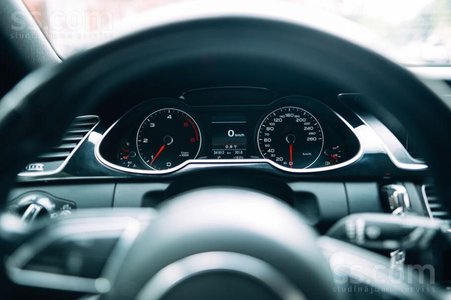Black Audi A4 2014 in Riga, with an engine capacity of 2.00 L and mileage of 343 thousand km for 6200 €, photo 6 on AUTOMOTO.COM.LV