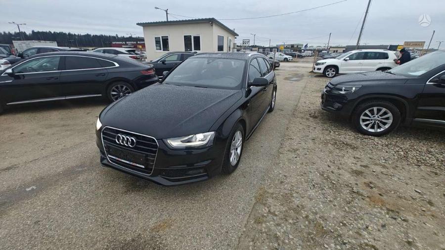 Melns Audi A4 2015 Viļņa, ar dzinēja tilpumu 1.97 L un nobraukumu 230 tūkst. km par 9700 €, foto 2 vietnē AUTOMOTO.COM.LV