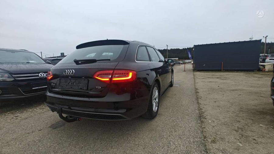Melns Audi A4 2015 Viļņa, ar dzinēja tilpumu 1.97 L un nobraukumu 230 tūkst. km par 9700 €, foto 4 vietnē AUTOMOTO.COM.LV