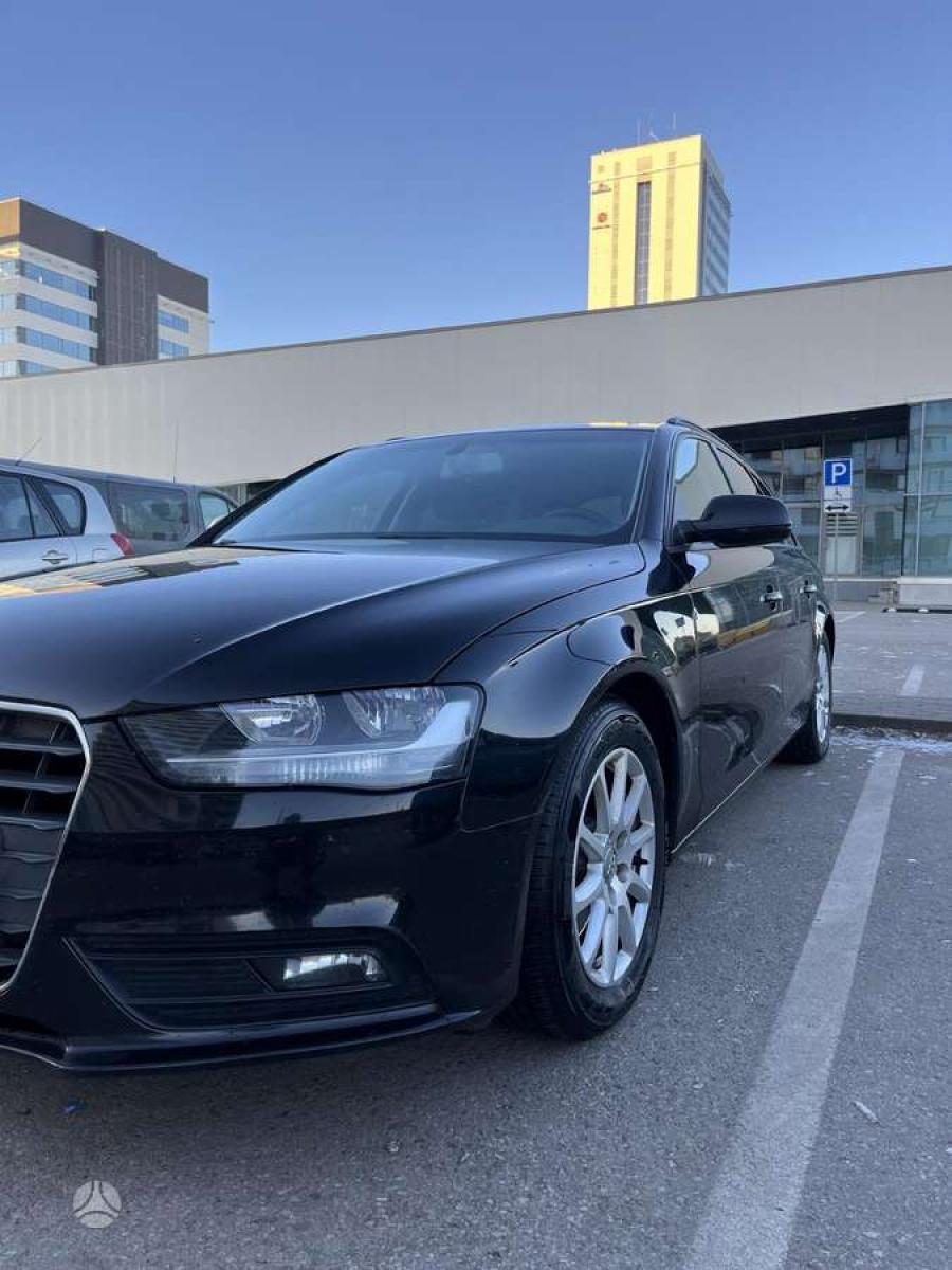 Melns Audi A4 2015 Viļņa, ar dzinēja tilpumu 1.97 L un nobraukumu 251 tūkst. km par 8250 €, foto 3 vietnē AUTOMOTO.COM.LV