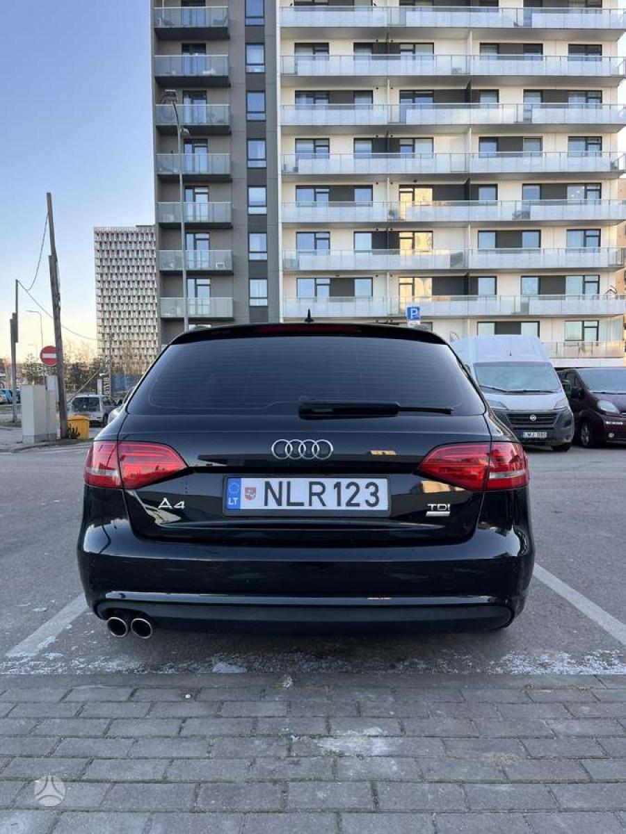 Melns Audi A4 2015 Viļņa, ar dzinēja tilpumu 1.97 L un nobraukumu 251 tūkst. km par 8250 €, foto 4 vietnē AUTOMOTO.COM.LV