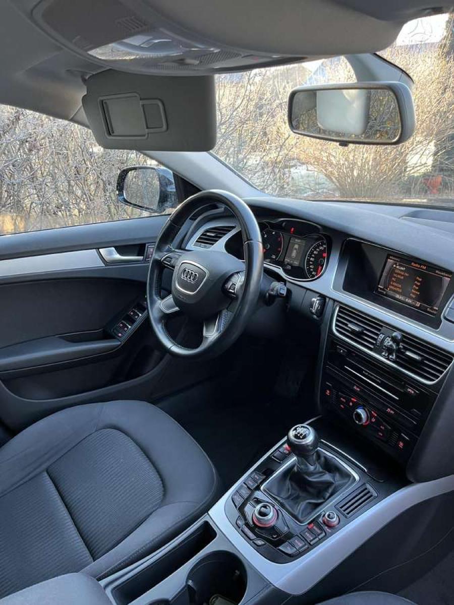 Melns Audi A4 2015 Viļņa, ar dzinēja tilpumu 1.97 L un nobraukumu 251 tūkst. km par 8250 €, foto 12 vietnē AUTOMOTO.COM.LV