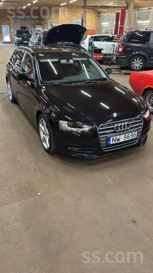 Black Audi A4 2015 in Riga, with an engine capacity of 3.00 L and mileage of 257 thousand km for 9000 €, photo 2 on AUTOMOTO.COM.LV