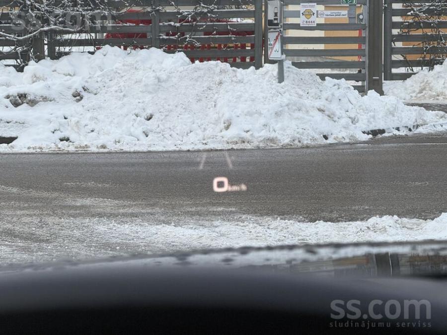 Black Audi A4 2015 in Jelgava, with an engine capacity of 2.00 L and mileage of 270 thousand km for 16400 €, photo 11 on AUTOMOTO.COM.LV