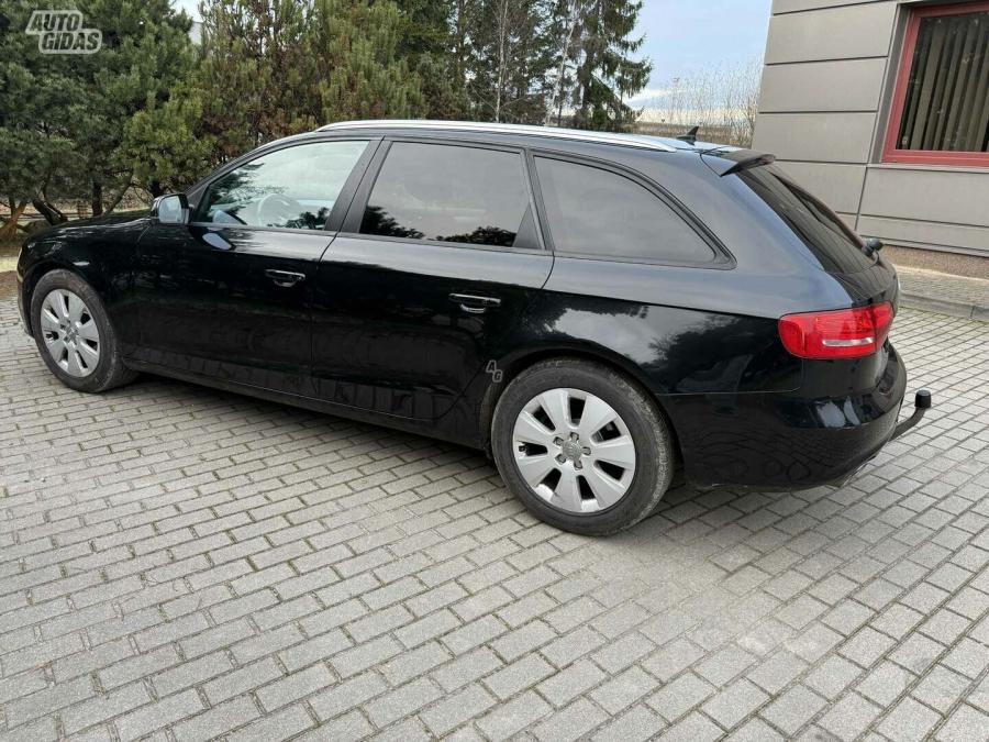 Black Audi A4 2015 in Mazeikiai, with an engine capacity of 2.00 L and mileage of 315 thousand km for 8200 €, photo 18 on AUTOMOTO.COM.LV