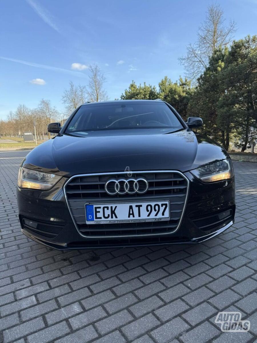 Black Audi A4 2015 in Mazeikiai, with an engine capacity of 2.00 L and mileage of 315 thousand km for 8000 €, photo 5 on AUTOMOTO.COM.LV