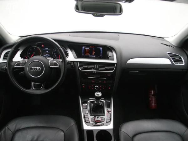Melns Audi A4 2015 Viļņa, ar dzinēja tilpumu 2.00 L un nobraukumu 206 tūkst. km par 10999 €, foto 2 vietnē AUTOMOTO.COM.LV