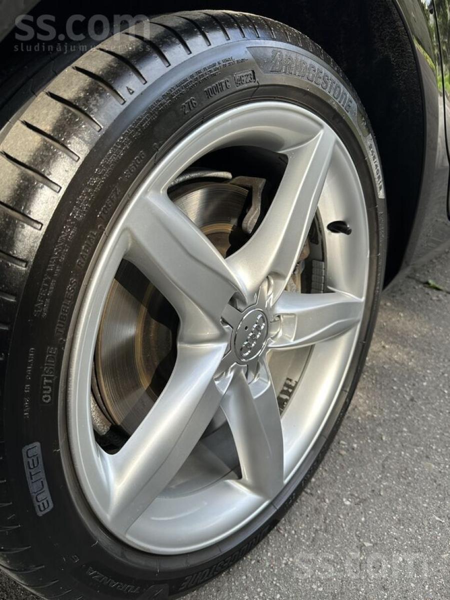 Melns Audi A4 2015 Rīga, ar dzinēja tilpumu 3.00 L un nobraukumu 263 tūkst. km par 9200 €, foto 9 vietnē AUTOMOTO.COM.LV