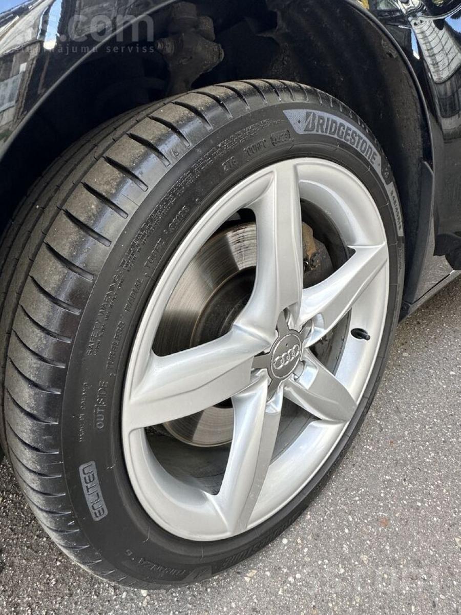 Melns Audi A4 2015 Rīga, ar dzinēja tilpumu 3.00 L un nobraukumu 263 tūkst. km par 9200 €, foto 14 vietnē AUTOMOTO.COM.LV