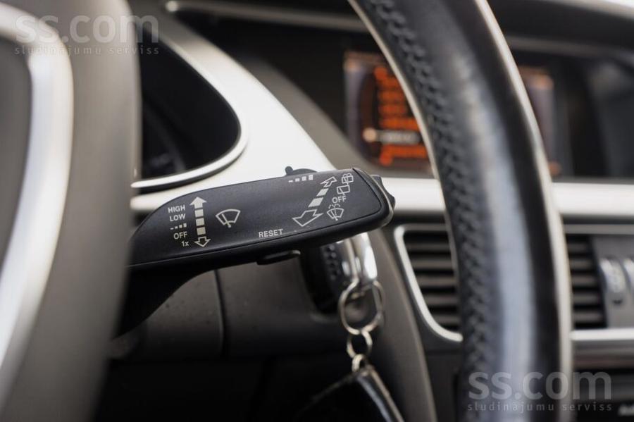 Black Audi A4 2015 in Riga, with an engine capacity of 2.00 L and mileage of 223 thousand km for 8500 €, photo 21 on AUTOMOTO.COM.LV