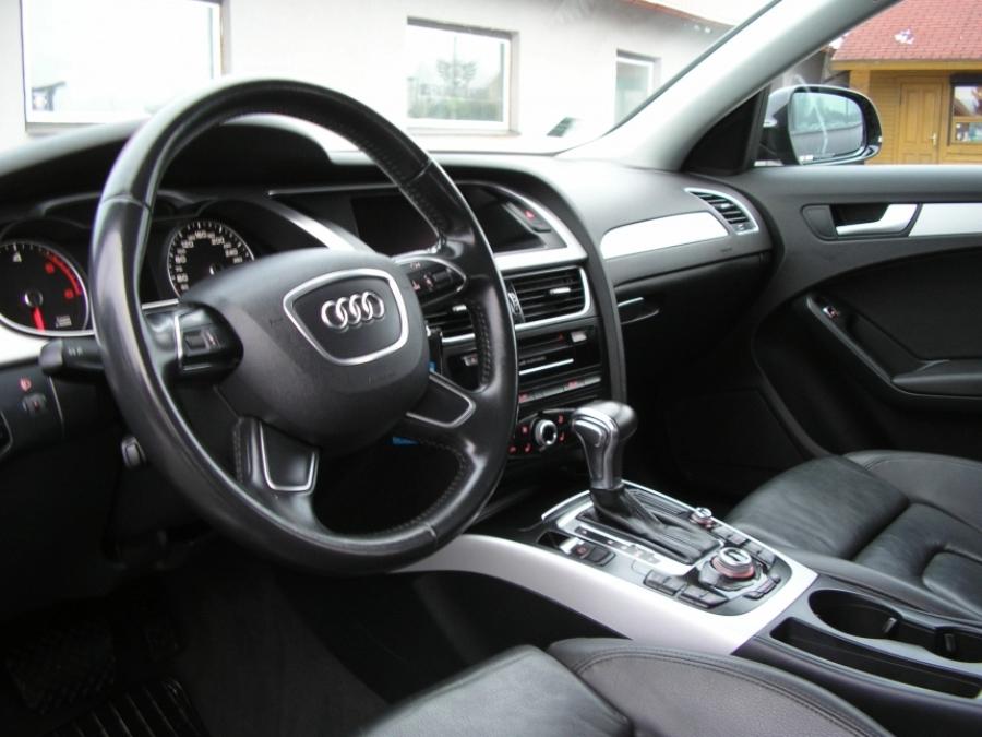 Black Audi A4 2015 in Riga, with an engine capacity of 2.00 L and mileage of 224 thousand km for 10950 €, photo 30 on AUTOMOTO.COM.LV