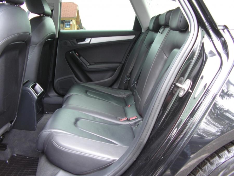 Black Audi A4 2015 in Riga, with an engine capacity of 2.00 L and mileage of 224 thousand km for 10950 €, photo 32 on AUTOMOTO.COM.LV