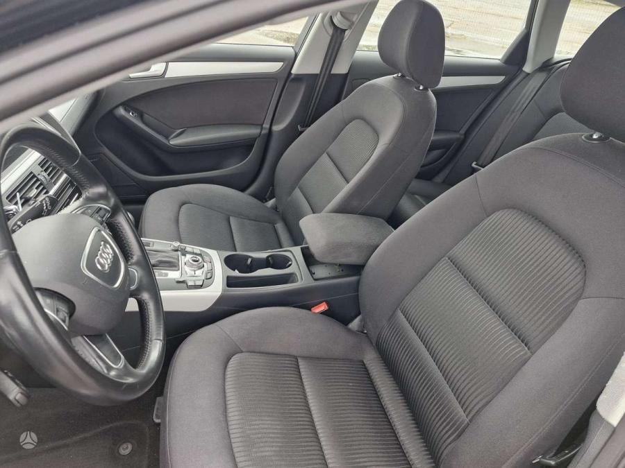Black Audi A4 2015 in Kaunas, with an engine capacity of 2.00 L and mileage of 282 thousand km for 7450 €, photo 11 on AUTOMOTO.COM.LV