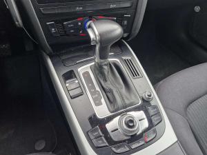 Black Audi A4 2015 in Kaunas, with an engine capacity of 2.00 L and mileage of 282 thousand km for 7450 €, photo 14 on AUTOMOTO.COM.LV