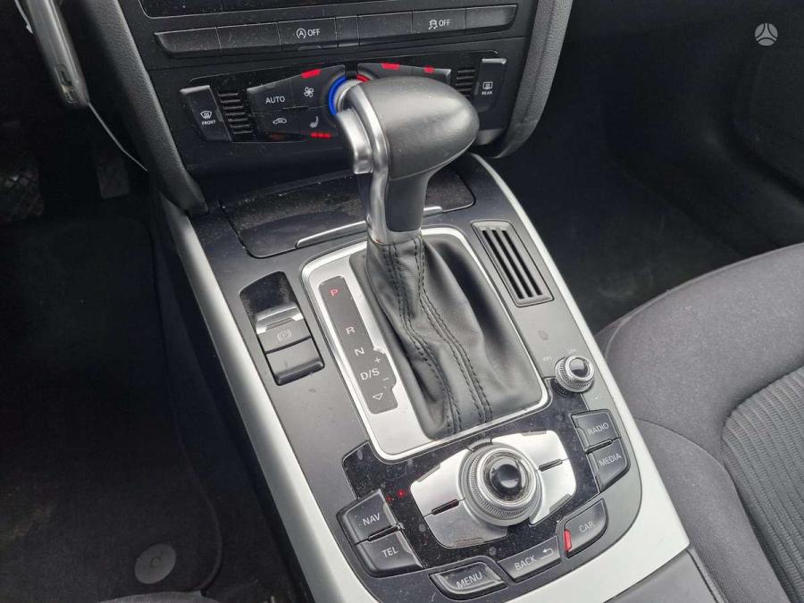Black Audi A4 2015 in Kaunas, with an engine capacity of 2.00 L and mileage of 282 thousand km for 7450 €, photo 14 on AUTOMOTO.COM.LV