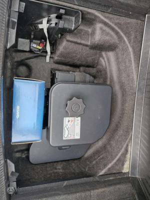 Black Audi A4 2015 in Kaunas, with an engine capacity of 2.00 L and mileage of 282 thousand km for 7450 €, photo 22 on AUTOMOTO.COM.LV