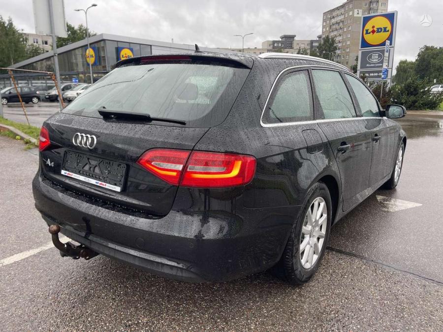 Melns Audi A4 2015 Kauņa, ar dzinēja tilpumu 1.97 L un nobraukumu 278 tūkst. km par 6950 €, foto 12 vietnē AUTOMOTO.COM.LV