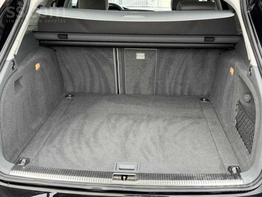 Black Audi A4 2015 in Riga, with an engine capacity of 2.00 L and mileage of 219 thousand km for 7550 €, photo 15 on AUTOMOTO.COM.LV