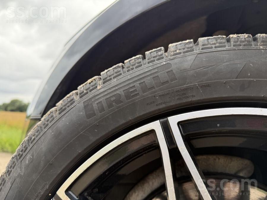 Melns Audi A4 2015 Jelgava, ar dzinēja tilpumu 2.00 L un nobraukumu 282 tūkst. km par 15000 €, foto 15 vietnē AUTOMOTO.COM.LV