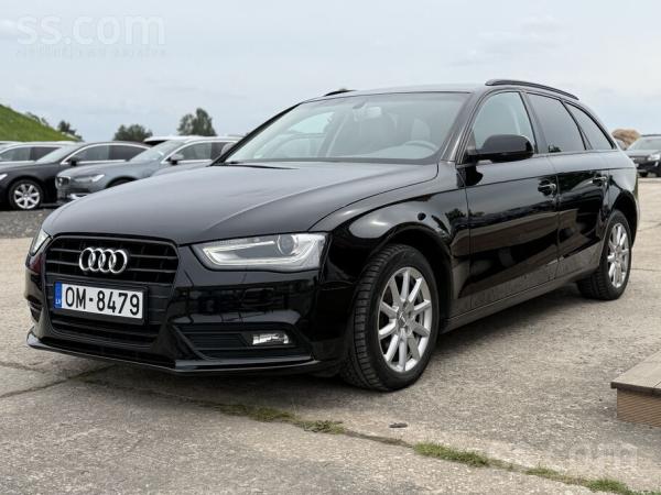 Black Audi A4 2015 in Riga, with an engine capacity of 2.00 L and mileage of 219 thousand km for 7490 €, photo 3 on AUTOMOTO.COM.LV