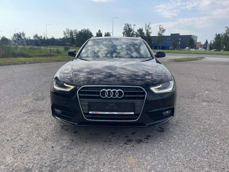 Black Audi A4 2015 in Kaunas, with an engine capacity of 1.97 L and mileage of 278 thousand km for 6650 €, photo 5 on AUTOMOTO.COM.LV