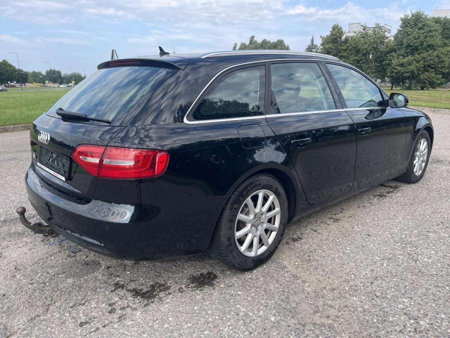 Black Audi A4 2015 in Kaunas, with an engine capacity of 1.97 L and mileage of 278 thousand km for 6650 €, photo 15 on AUTOMOTO.COM.LV