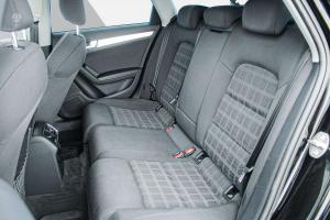Melns Audi A4 2015 Kauņa, ar dzinēja tilpumu 2.00 L un nobraukumu 300 tūkst. km par 8890 €, foto 12 vietnē AUTOMOTO.COM.LV
