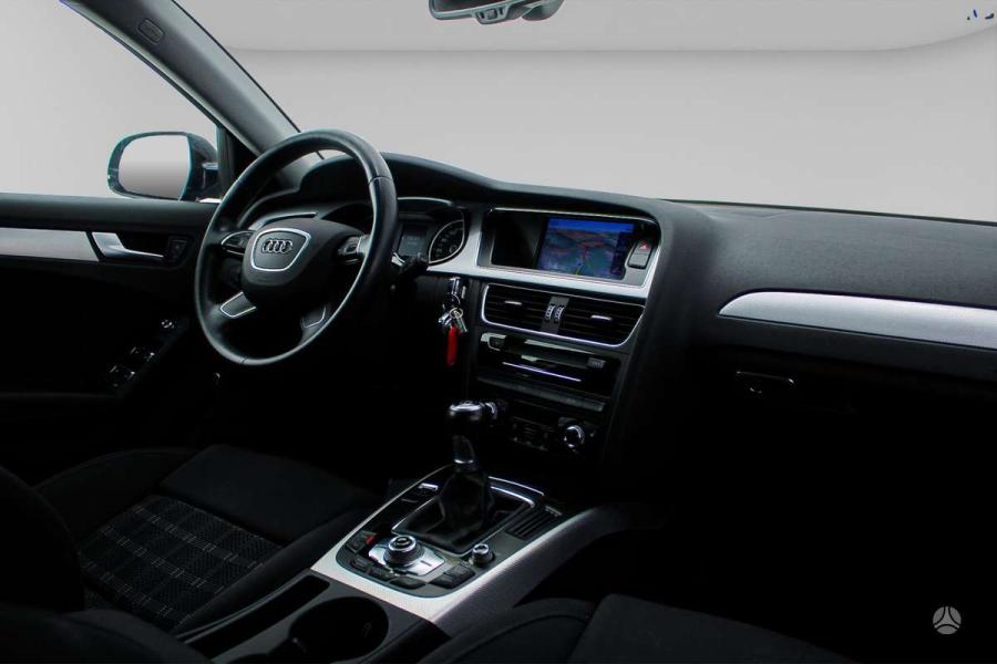 Melns Audi A4 2015 Kauņa, ar dzinēja tilpumu 2.00 L un nobraukumu 300 tūkst. km par 8890 €, foto 15 vietnē AUTOMOTO.COM.LV