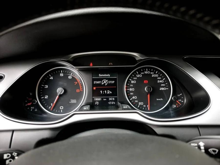 Black Audi A4 2015 in Jelgava, with an engine capacity of 1.80 L and mileage of 190 thousand km for 8990 €, photo 16 on AUTOMOTO.COM.LV