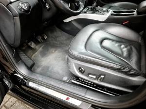 Black Audi A4 2015 in Jelgava, with an engine capacity of 1.80 L and mileage of 190 thousand km for 8990 €, photo 17 on AUTOMOTO.COM.LV