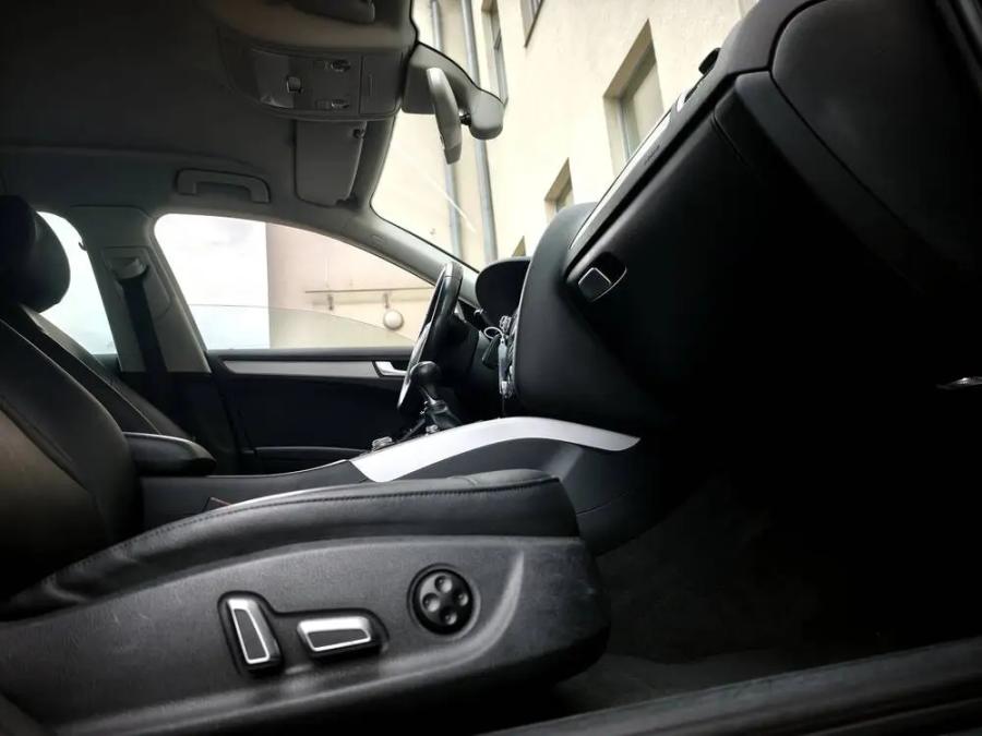 Black Audi A4 2015 in Jelgava, with an engine capacity of 1.80 L and mileage of 190 thousand km for 8990 €, photo 19 on AUTOMOTO.COM.LV