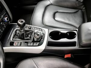 Black Audi A4 2015 in Jelgava, with an engine capacity of 1.80 L and mileage of 190 thousand km for 8990 €, photo 28 on AUTOMOTO.COM.LV