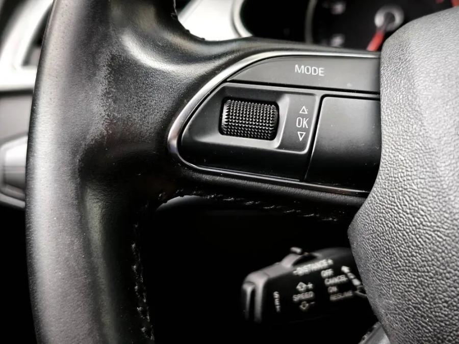 Black Audi A4 2015 in Jelgava, with an engine capacity of 1.80 L and mileage of 190 thousand km for 8990 €, photo 31 on AUTOMOTO.COM.LV