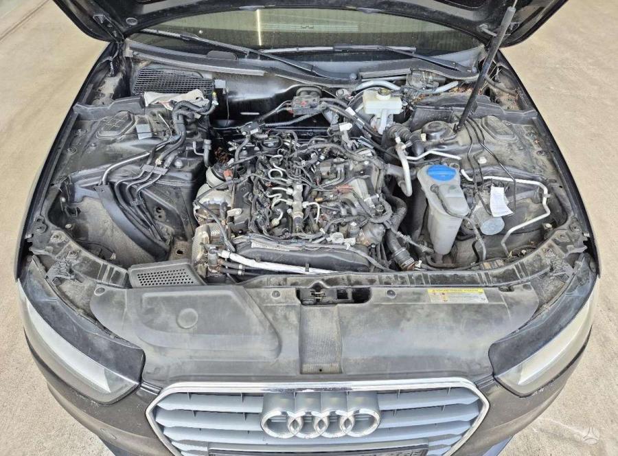 Melns Audi A4 2015 Utena, ar dzinēja tilpumu 1.97 L un nobraukumu 200 tūkst. km par 5500 €, foto 10 vietnē AUTOMOTO.COM.LV