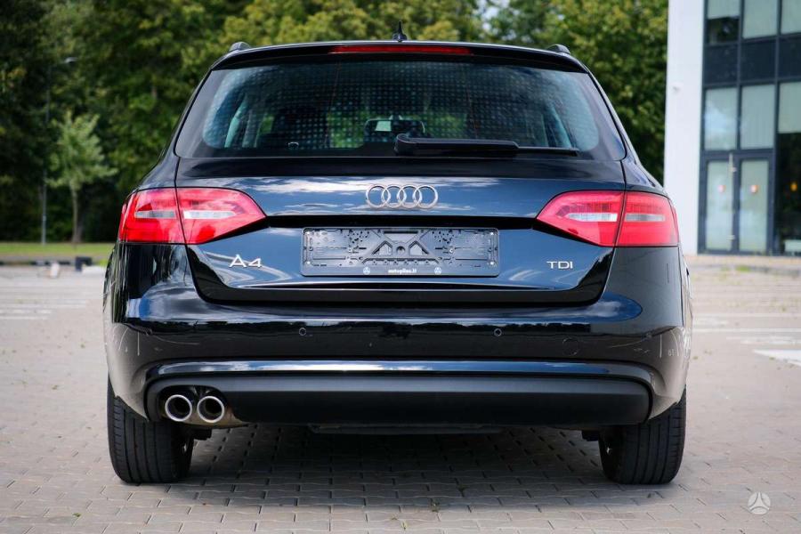 Black Audi A4 2015 in Kaunas, with an engine capacity of 1.97 L and mileage of 255 thousand km for 7850 €, photo 9 on AUTOMOTO.COM.LV