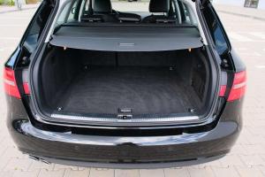 Black Audi A4 2015 in Kaunas, with an engine capacity of 1.97 L and mileage of 255 thousand km for 7850 €, photo 17 on AUTOMOTO.COM.LV