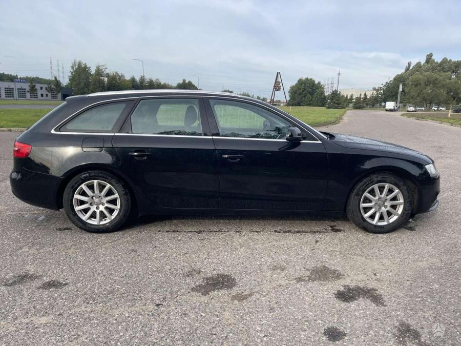Black Audi A4 2015 in Kaunas, with an engine capacity of 1.97 L and mileage of 277 thousand km for 6650 €, photo 17 on AUTOMOTO.COM.LV