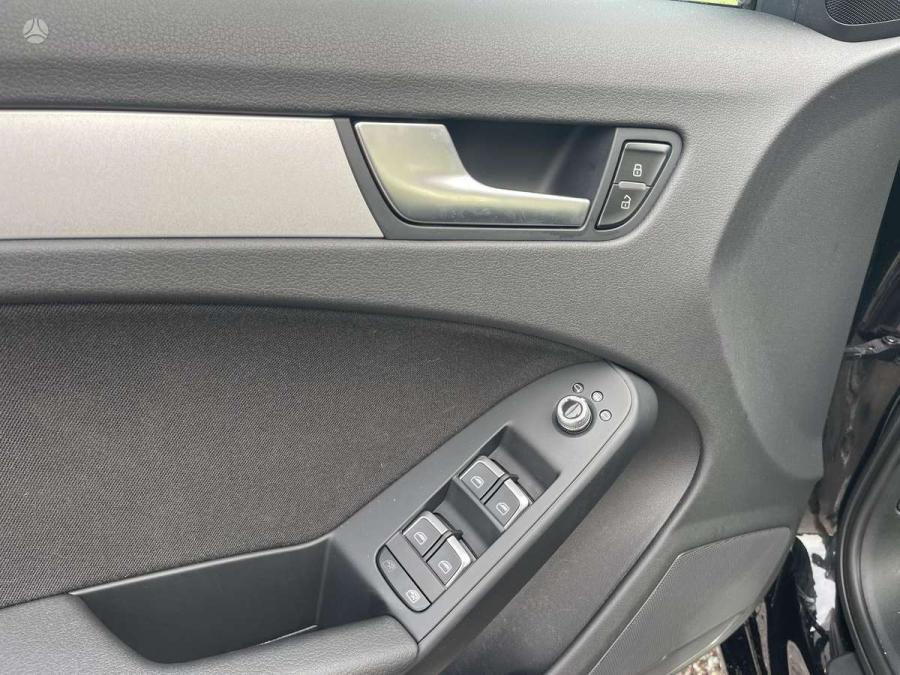 Black Audi A4 2015 in Kaunas, with an engine capacity of 1.97 L and mileage of 277 thousand km for 6650 €, photo 18 on AUTOMOTO.COM.LV