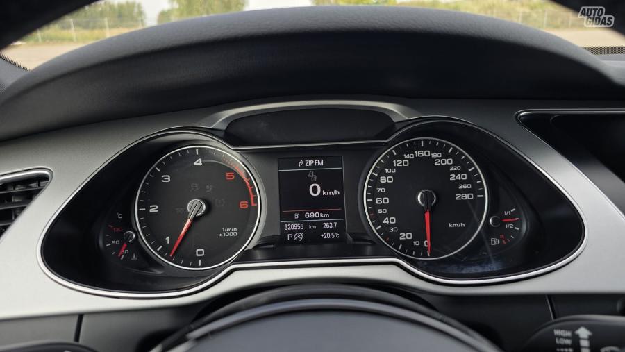 Melns Audi A4 2015 Marijampole, ar dzinēja tilpumu 3.00 L un nobraukumu 320 tūkst. km par 7450 €, foto 16 vietnē AUTOMOTO.COM.LV