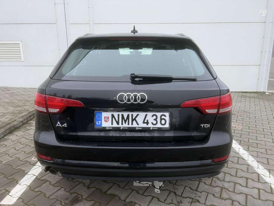 Black Audi A4 2016 in Kaunas, with an engine capacity of 2.00 L and mileage of 375 thousand km for 9000 €, photo 5 on AUTOMOTO.COM.LV