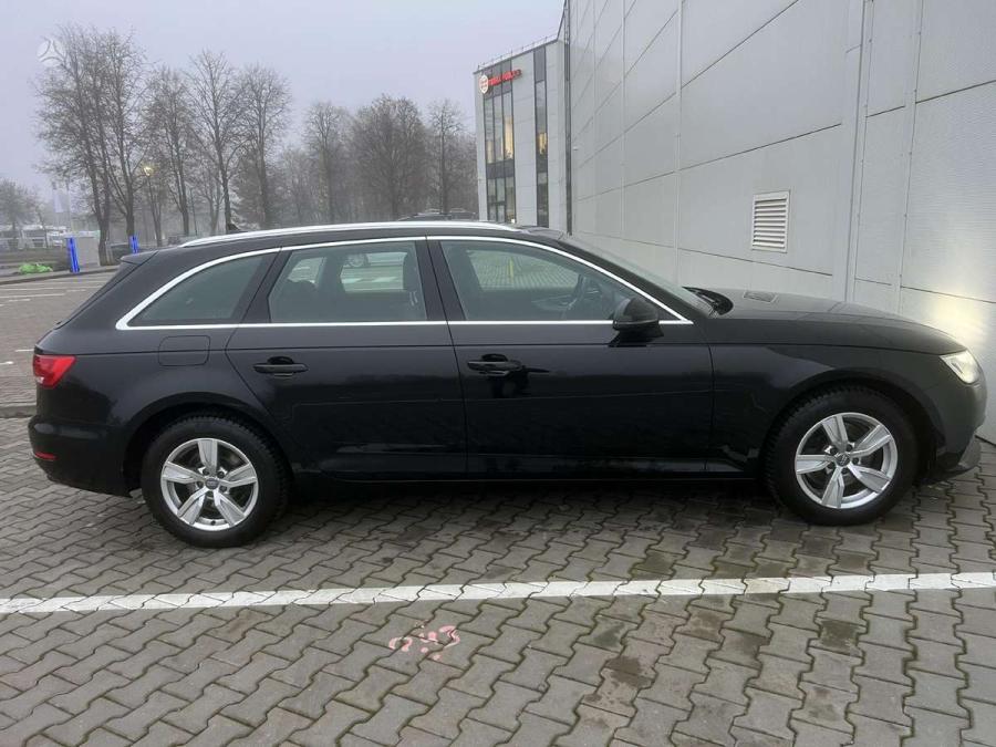 Black Audi A4 2016 in Kaunas, with an engine capacity of 2.00 L and mileage of 375 thousand km for 9000 €, photo 7 on AUTOMOTO.COM.LV